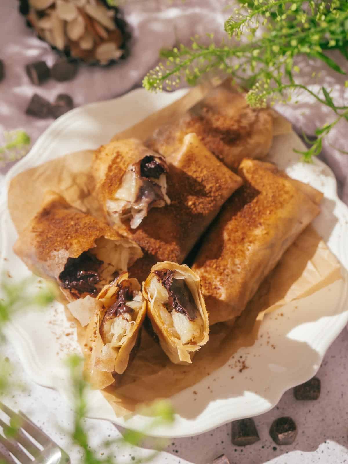 Chocolate and Banana Spring Rolls - Yoko's kitchen