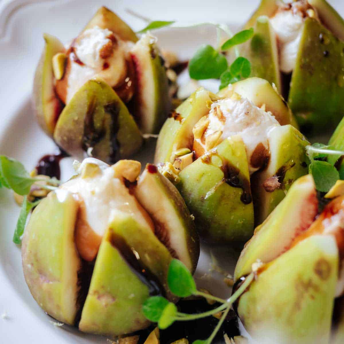 Simple Stuffed Fig Bites with Whipped Ricotta and Pistachios - Yoko's ...