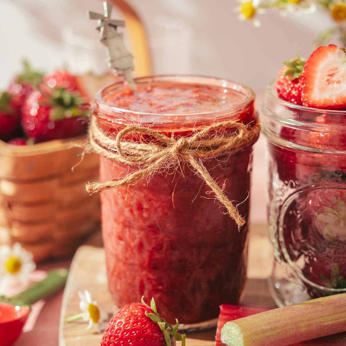 Easy Strawberry Rhubarb Jam (No Pectin, Refined Sugar-Free) - Yoko's ...